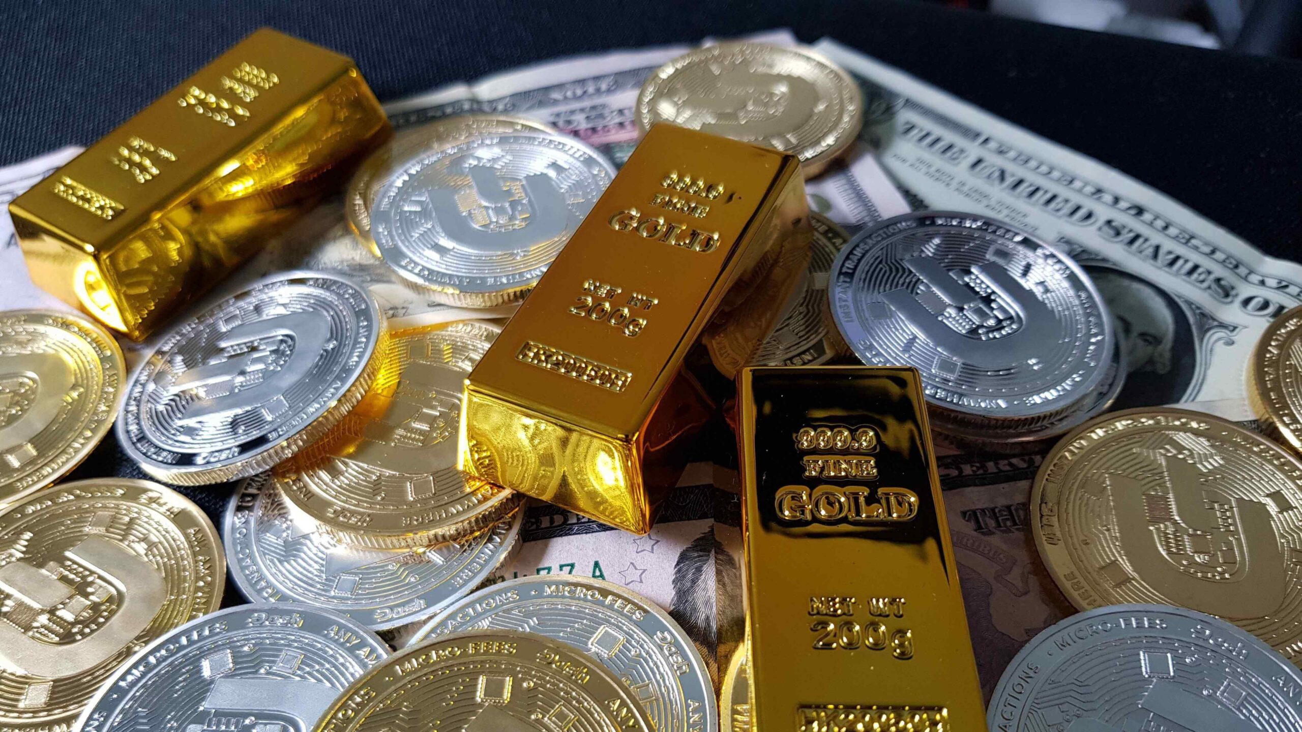 Gold vs. Silver: What To Know Before Investing With Lear Capital